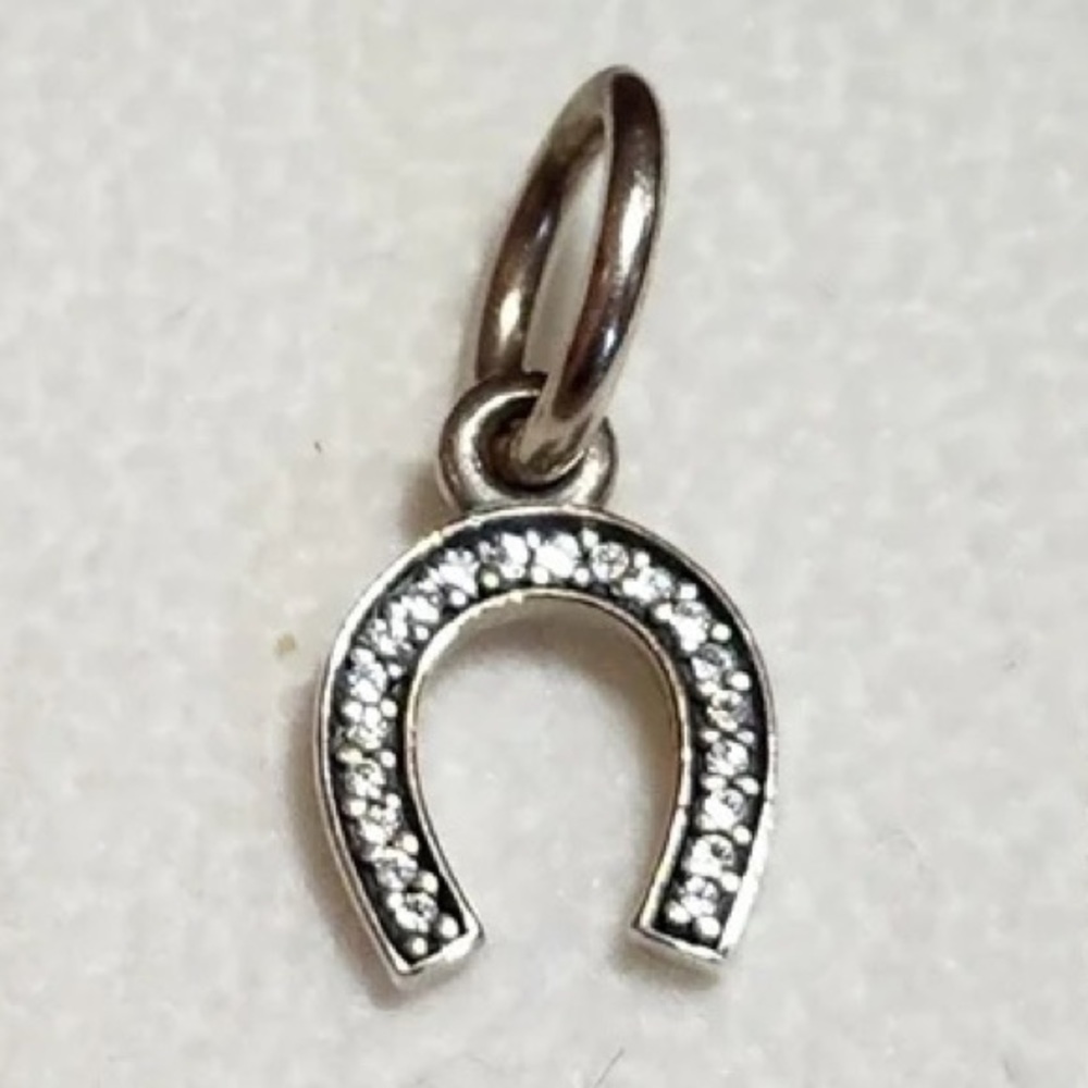 Pandora Symbol Of Luck Charm. - Gem